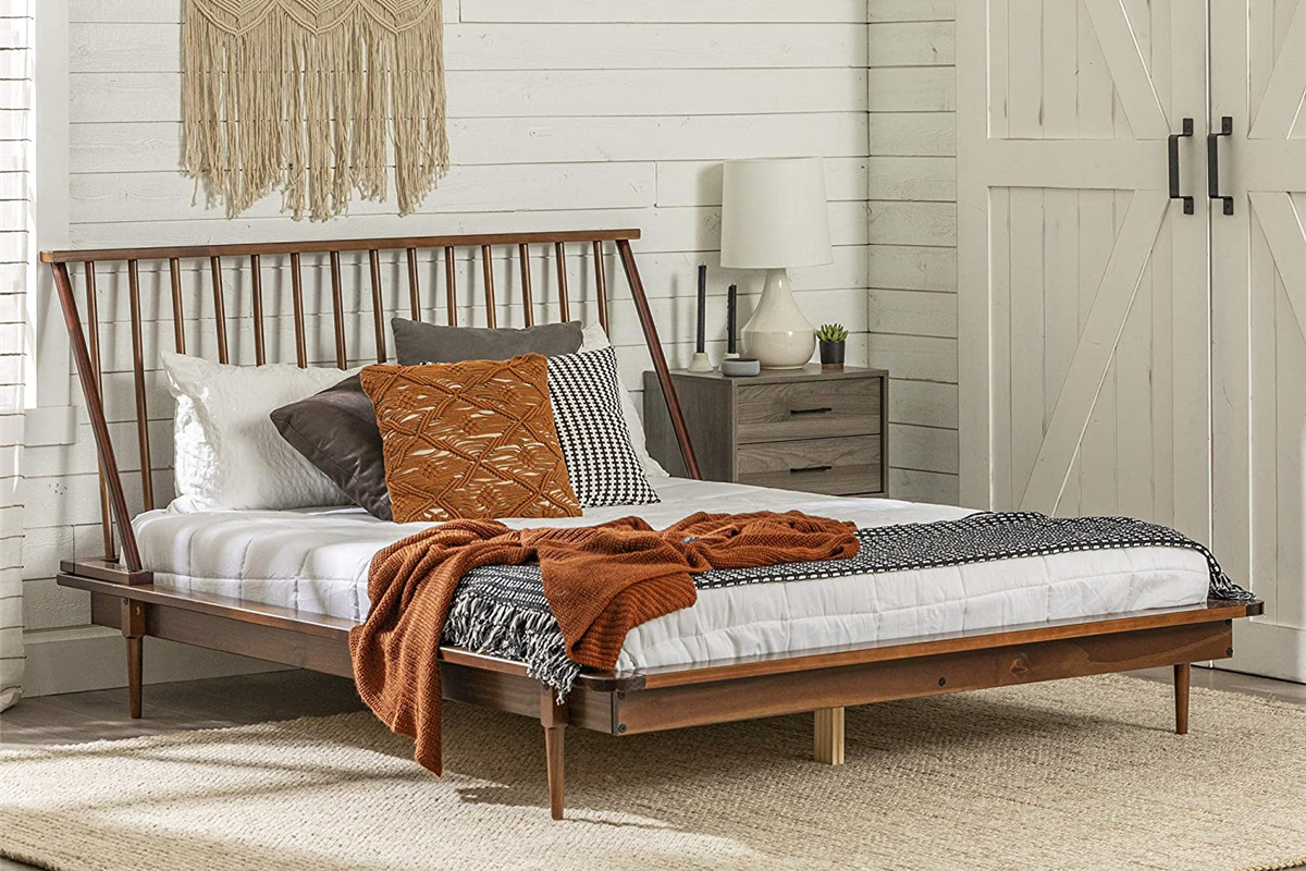 Features Of The Spindle Back Solid Wood Queen Bed In Caramel – All ...